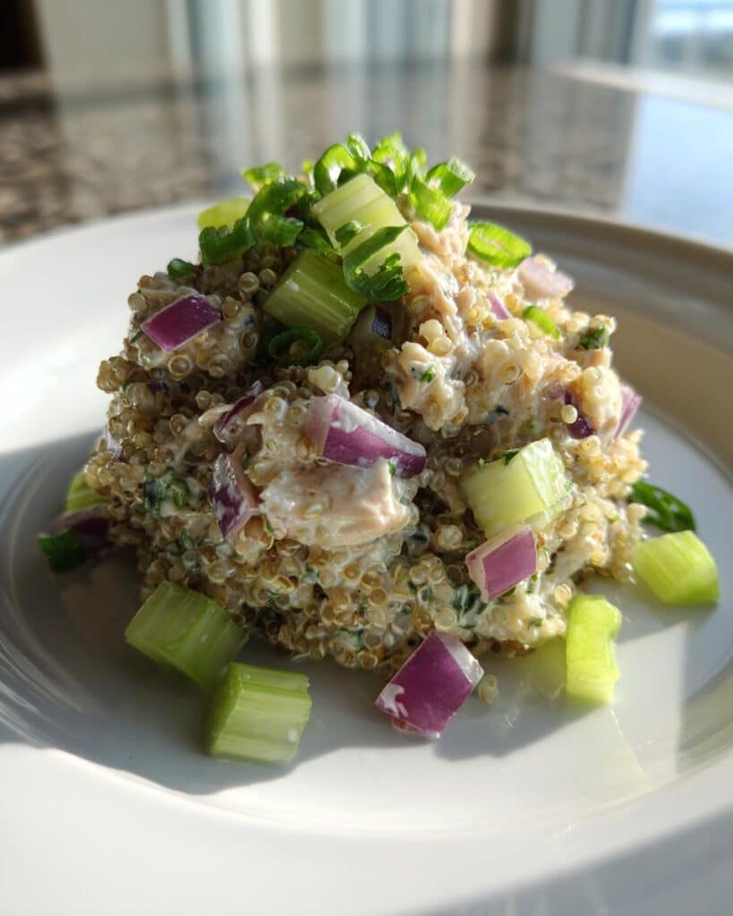 Amazing tuna and quinoa: 350 kcal power